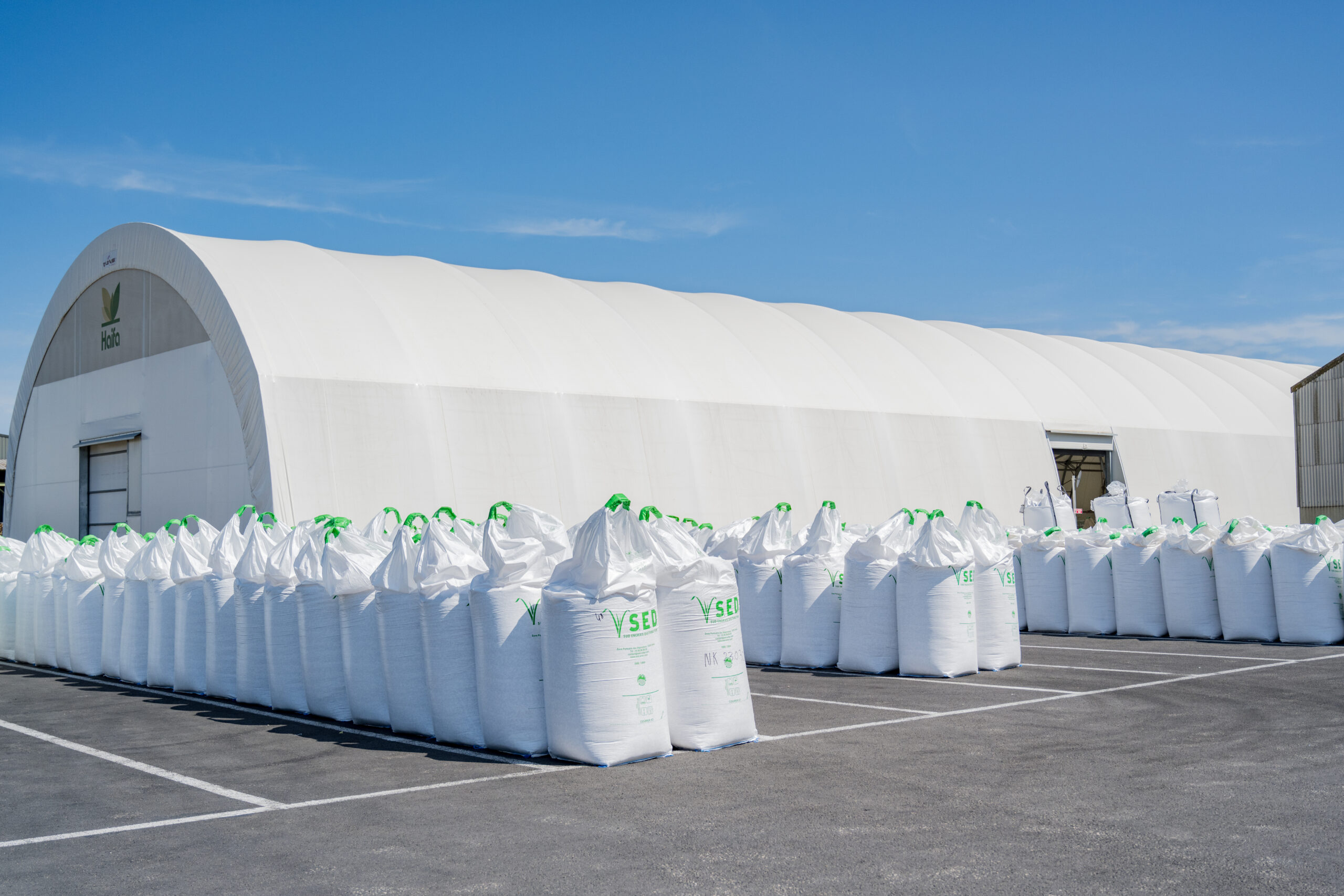 Fertilizer storage shelter | Shelterall®